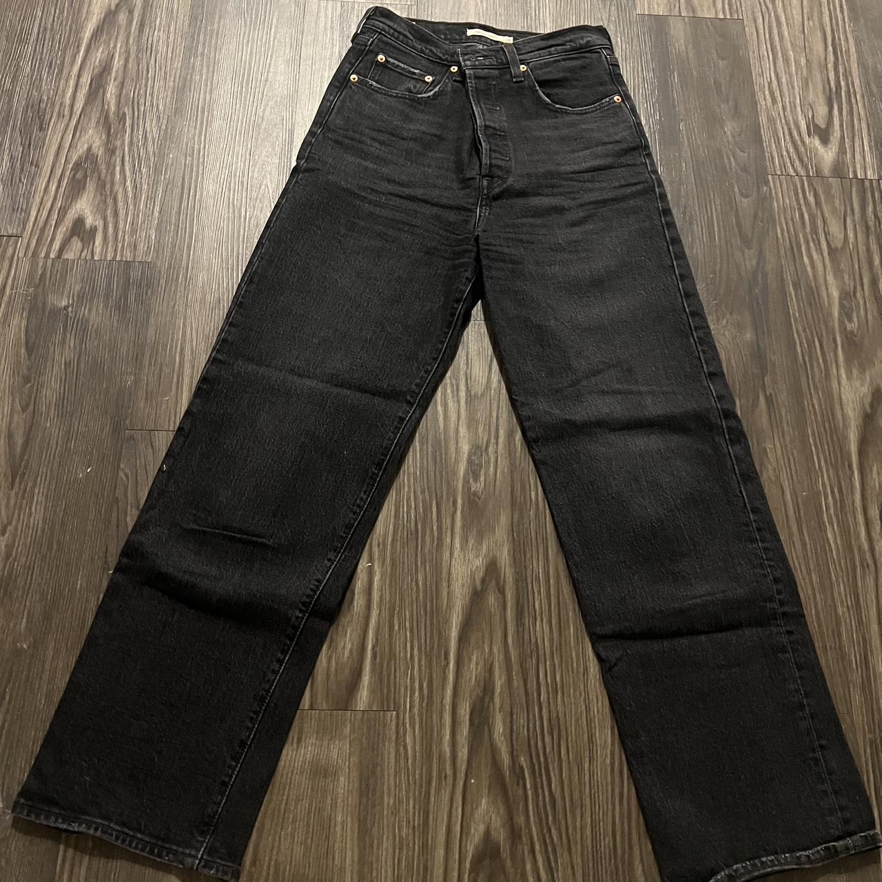 Levi black rib cage straight jeans in size 28. - Depop