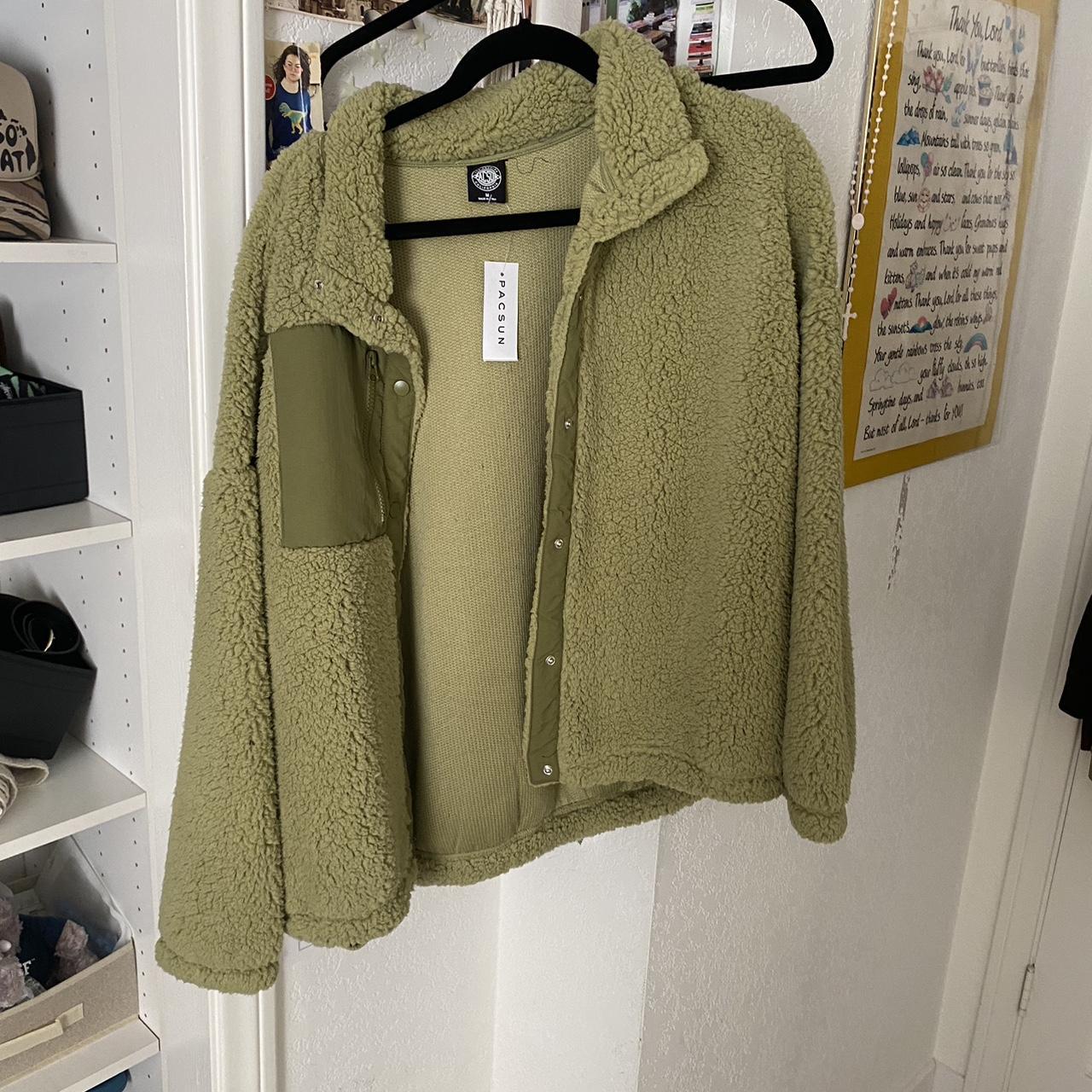 Women’s pacsun fluffy jacket Never worn, was a... - Depop