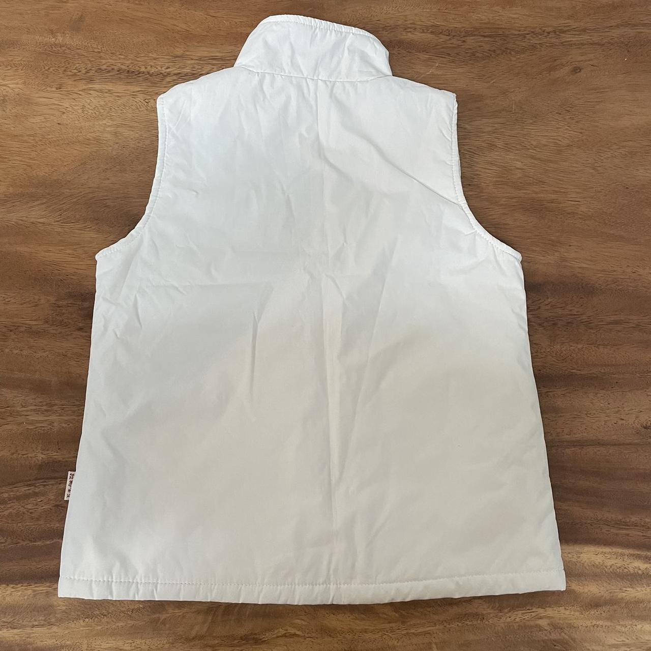 Vintage Japanese vest Super cute and perfect for... - Depop