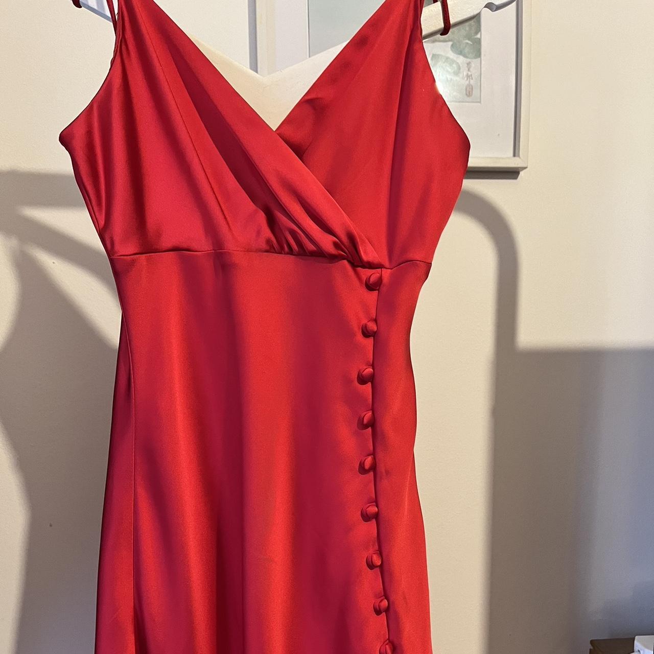 Zara red satin midi dress - Depop