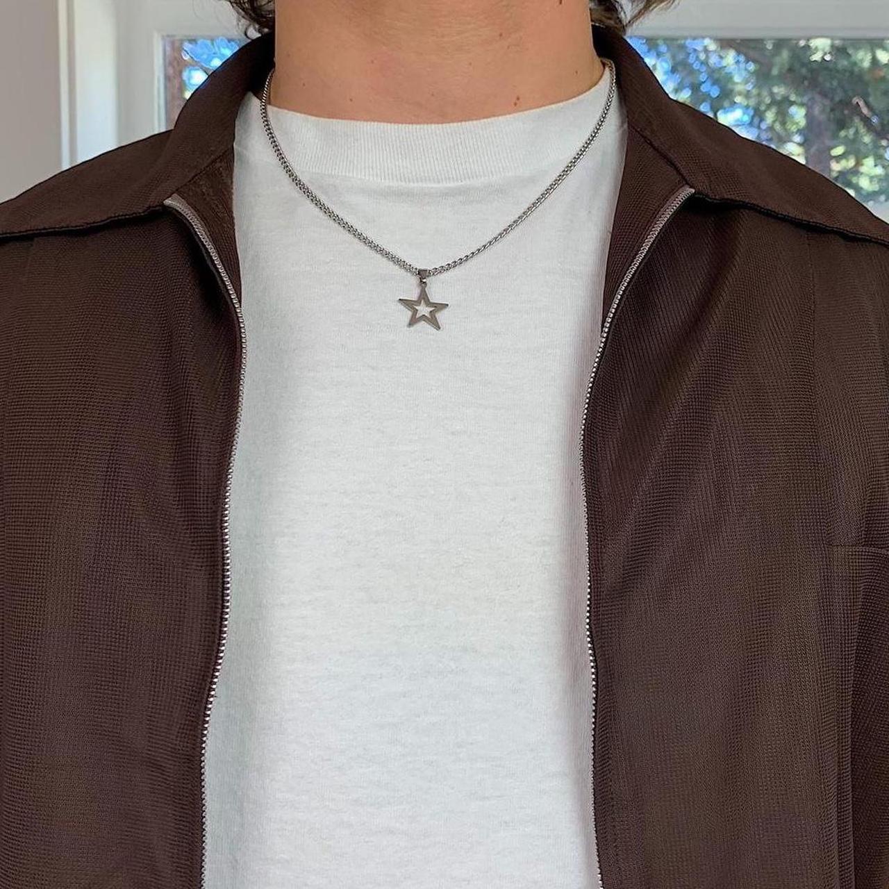 Y2k simplistic grunge silver star opium necklace.... - Depop Y2k simplistic grunge silver star opium necklace.... - Depop