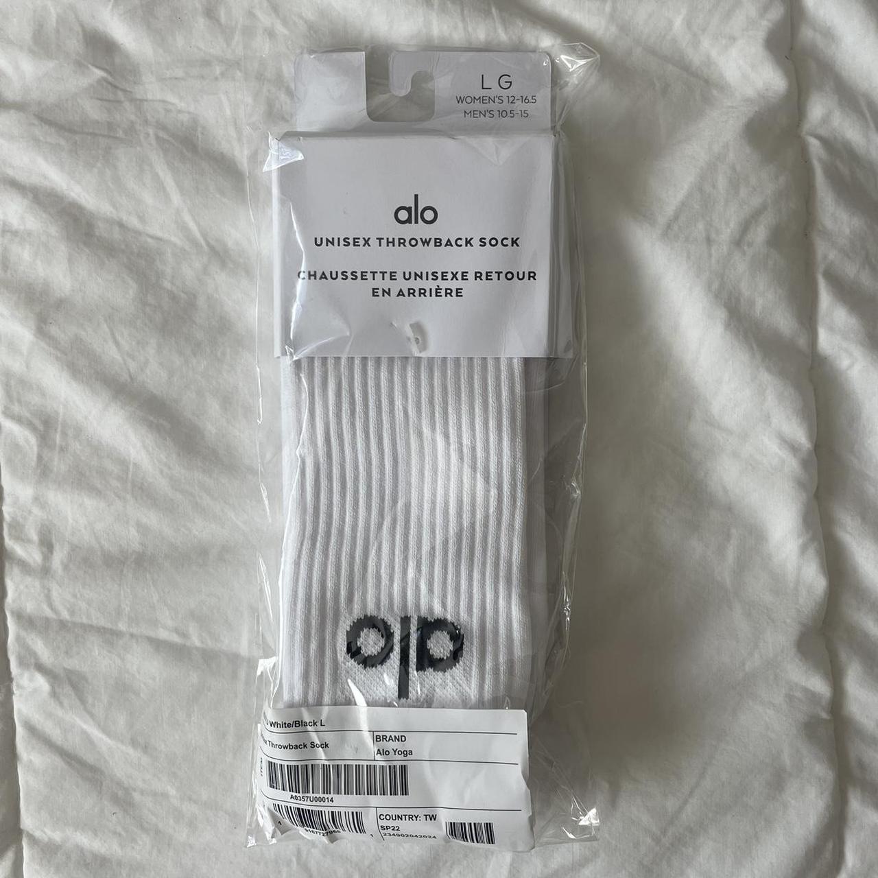 Alo unisex throwback socks white/black • size L •... - Depop