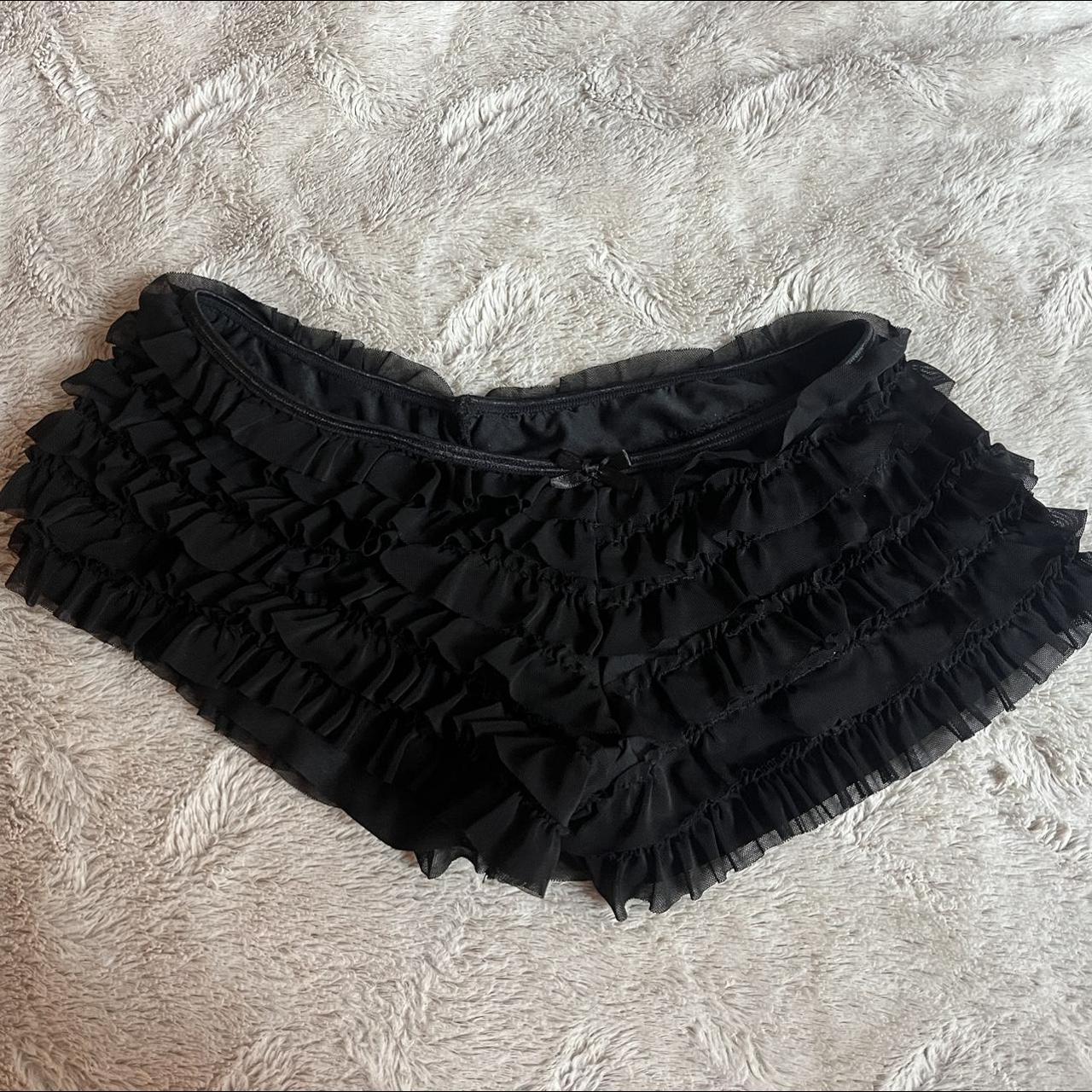 Mini ruffle bloomers Super cute Worn once #bloomers - Depop