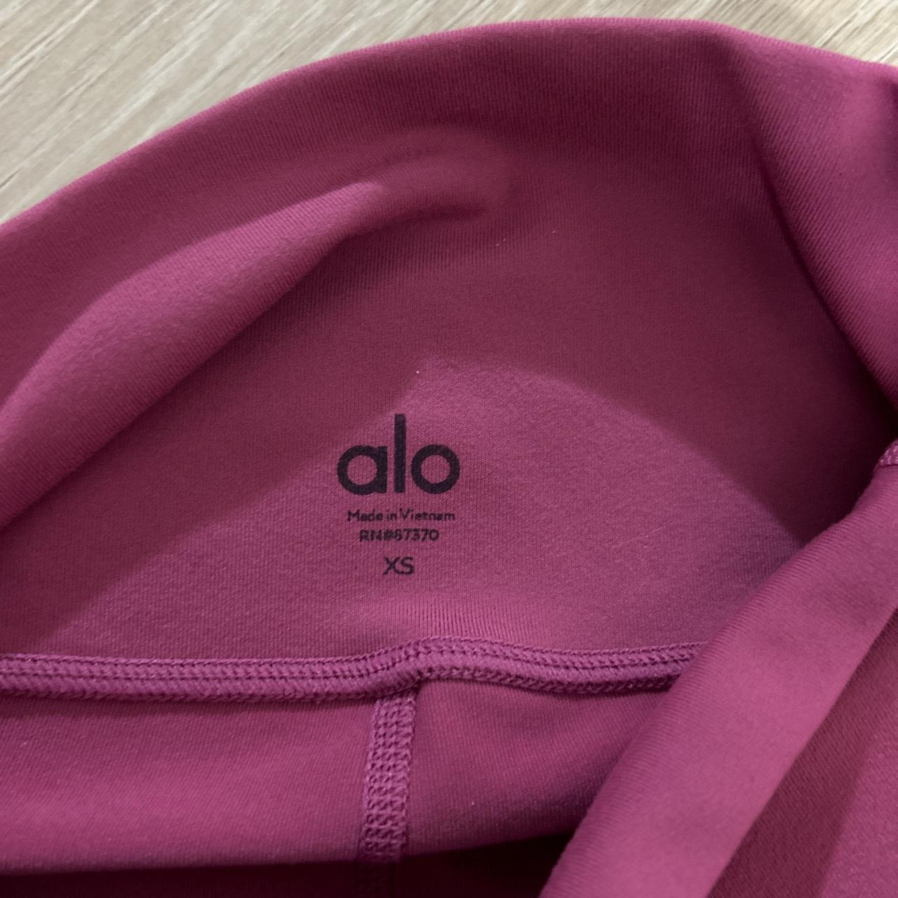 Alo pink legging Size xs PLS NO PAYPAL #aloyoga #alo - Depop