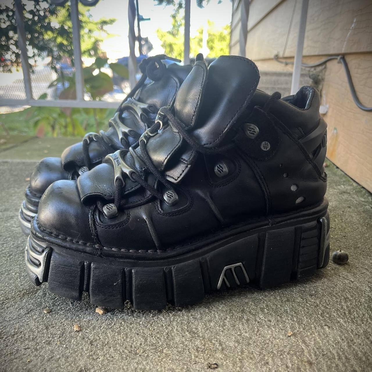 New rocks M-106-S1 worn a few times, in great... - Depop