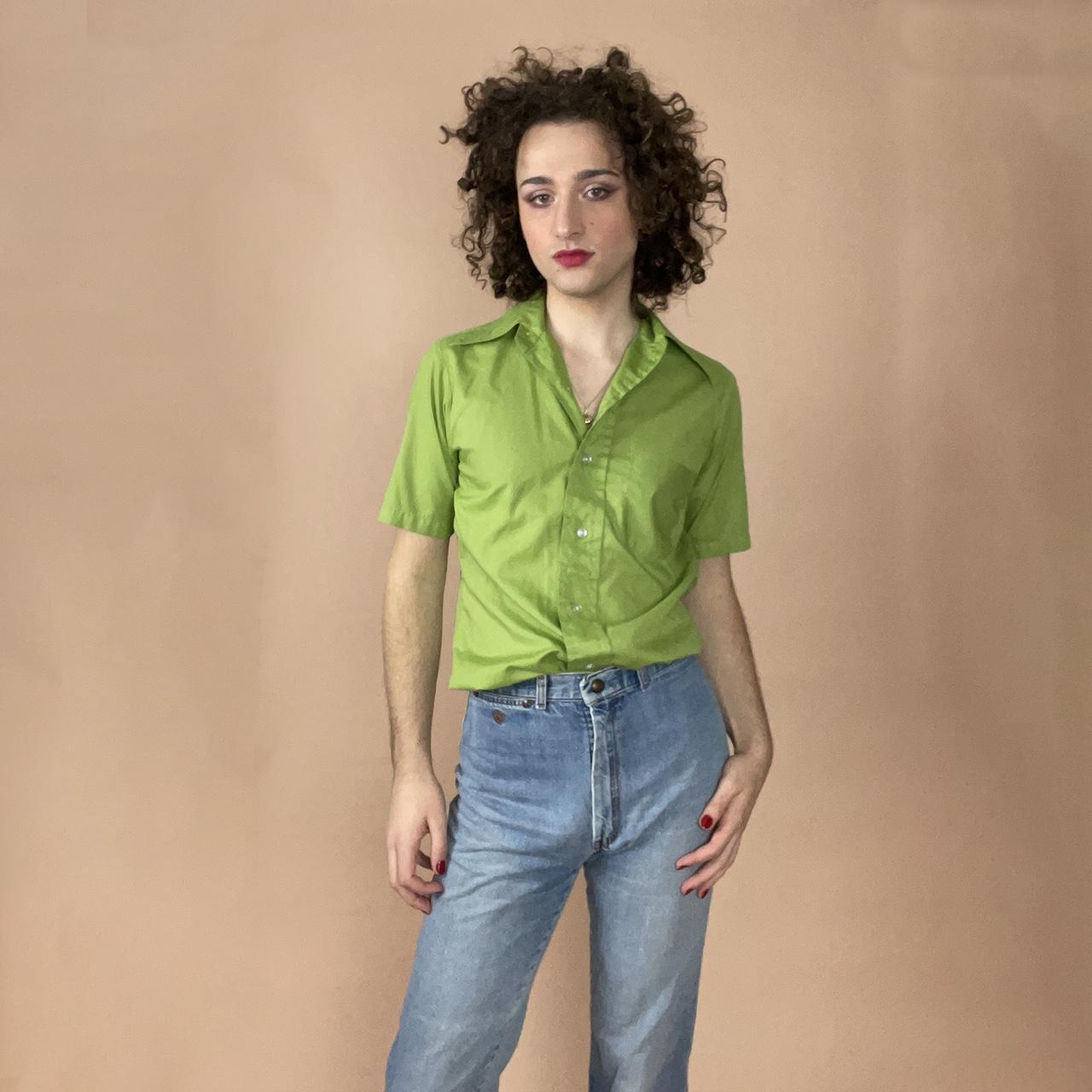 Small vintage 70s green short sleeve button up! In... - Depop
