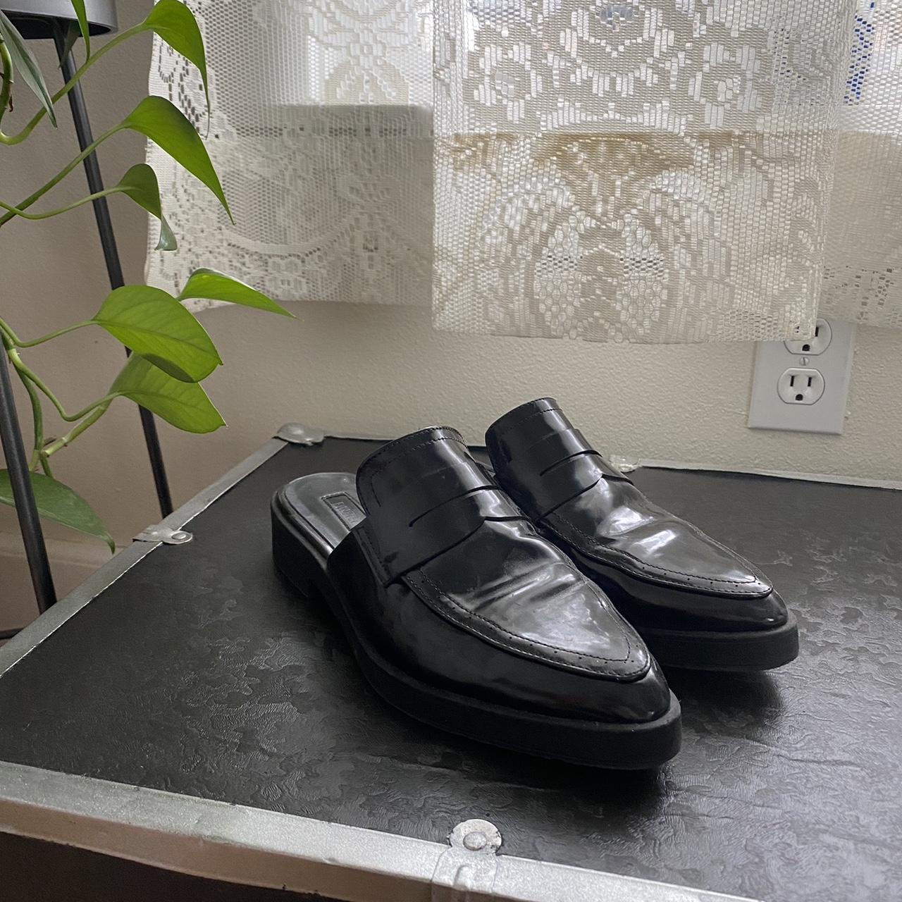 Forever 21 Women's Black Loafers | Depop