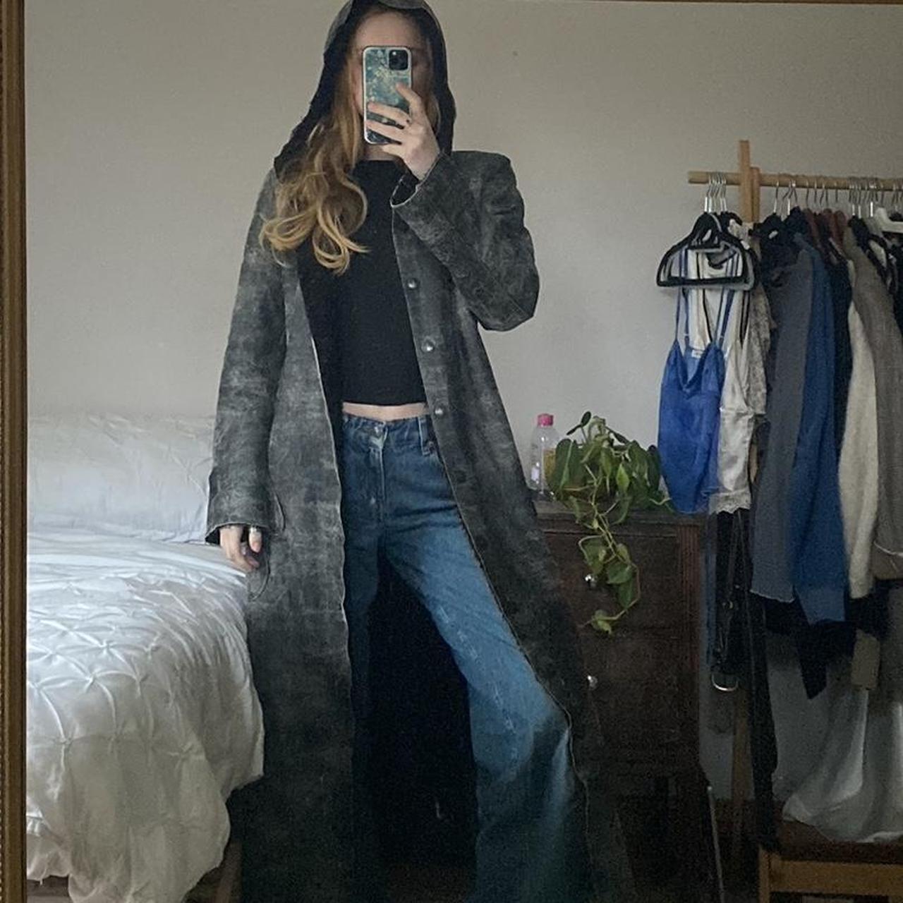 Cop copine coat with mitten pockets Super comfy... - Depop