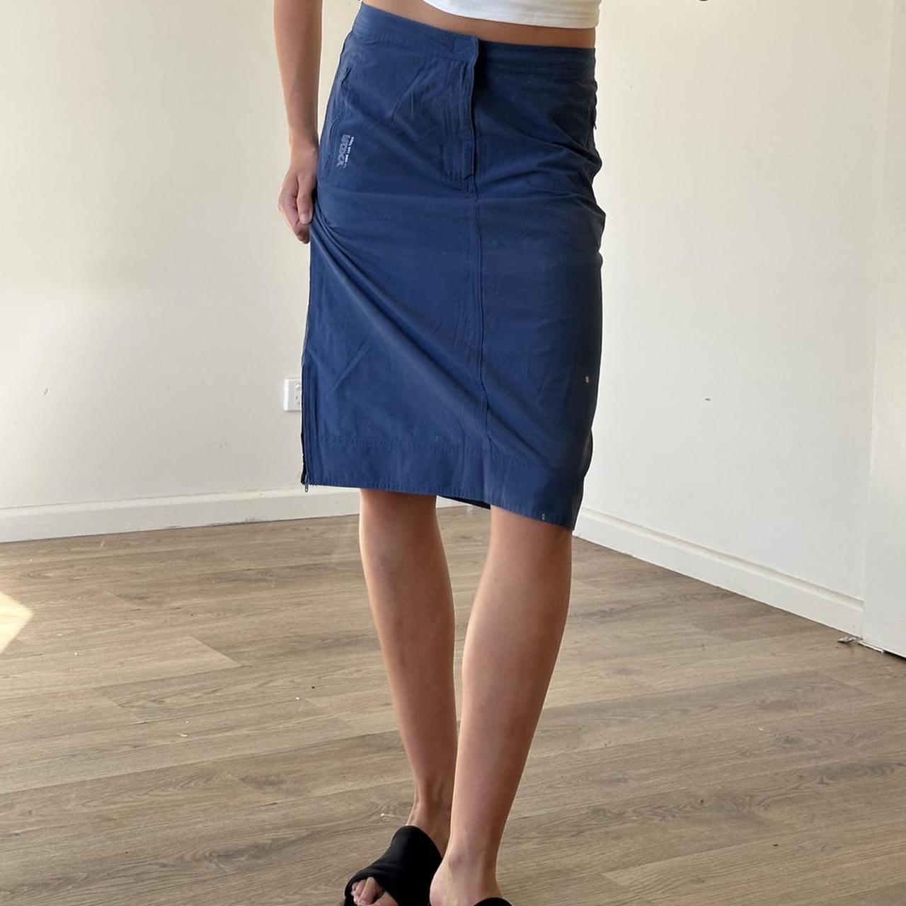 Proper old school true vintage Roxy skirt Cargo... | Depop