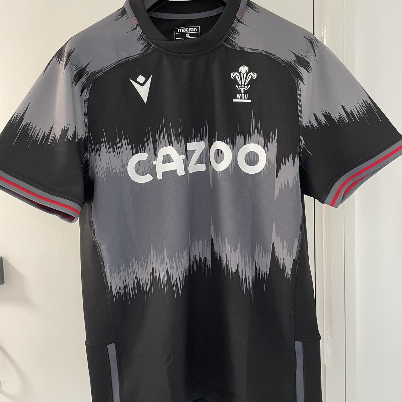 Welsh rugby training top - XL - Depop