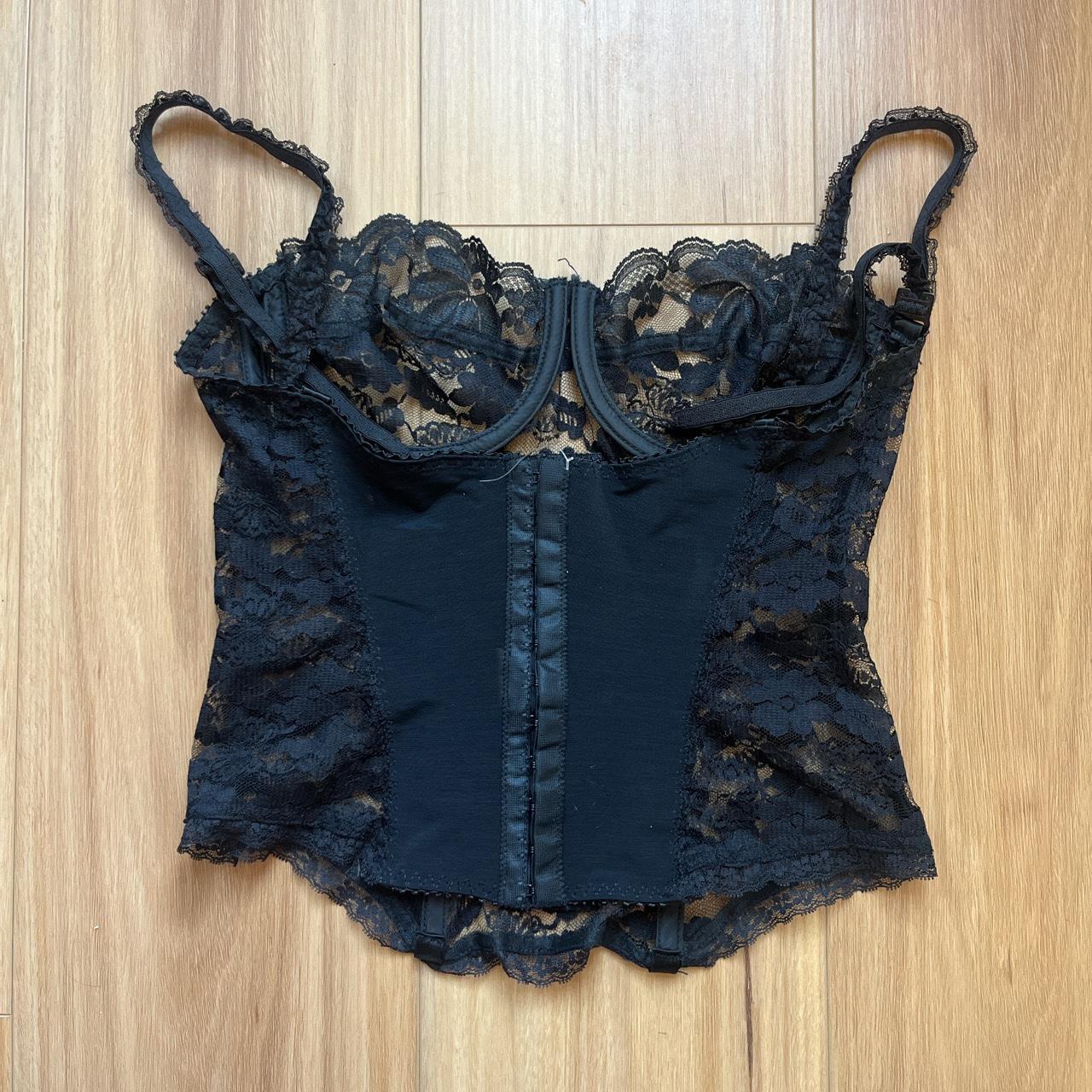 the hottest black lace corset ever omgg 🖤😻 i love... - Depop