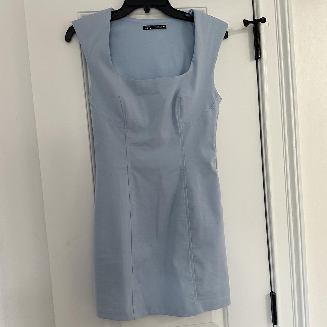 FLATTERING BLUE ZARA MINI DRESS This dress has... - Depop