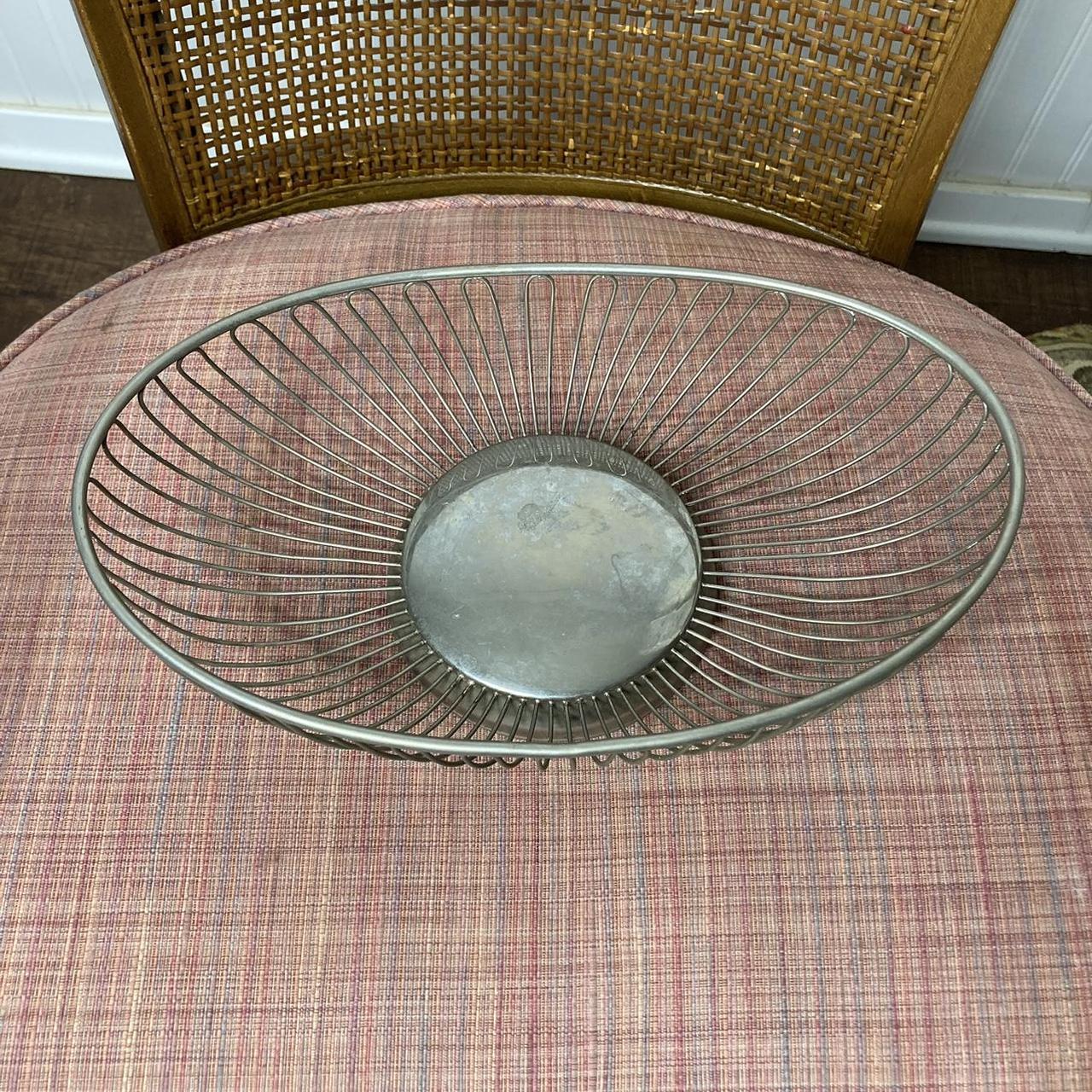 Vintage MCM Oval Metal Wire Fruit Basket. Good... - Depop
