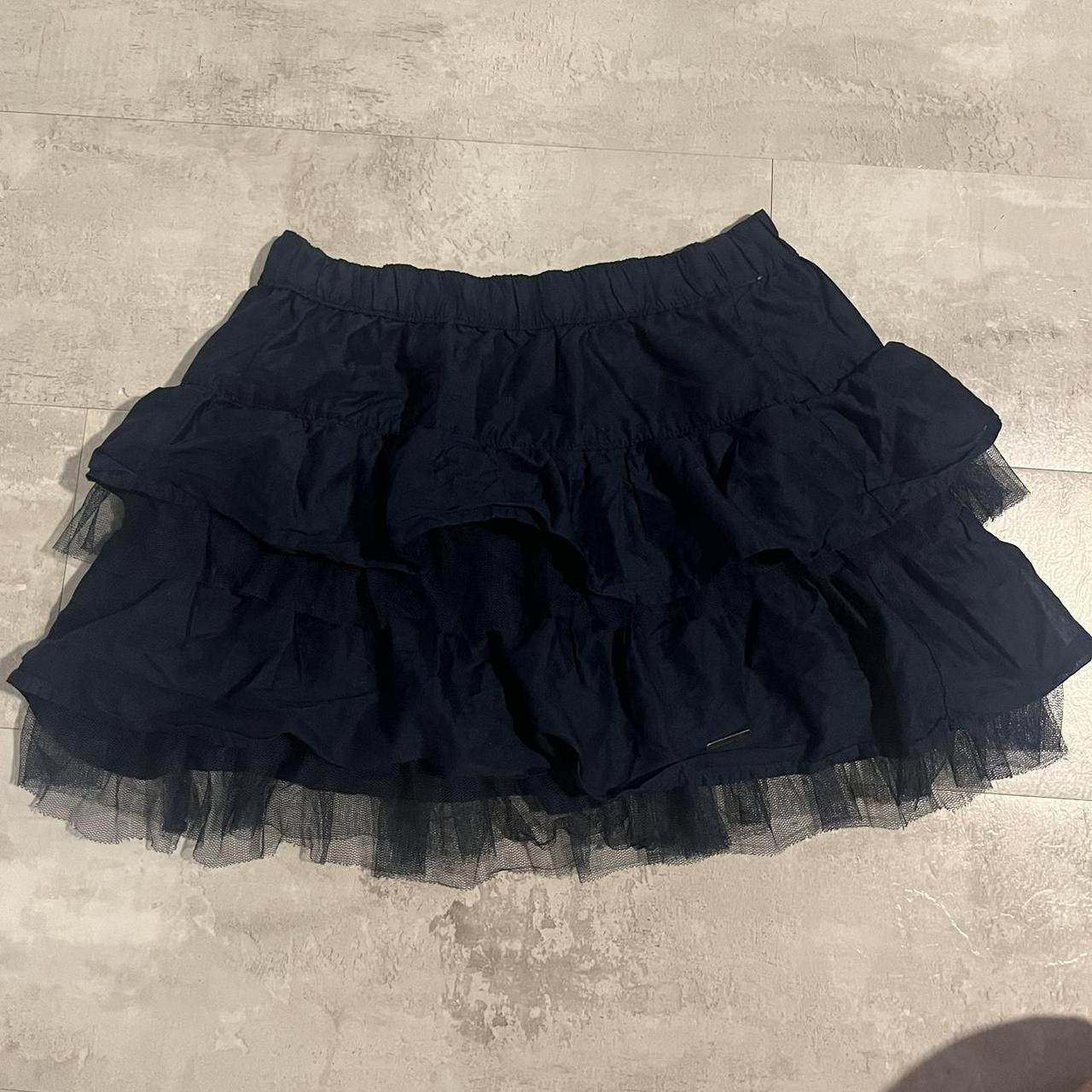 Abercrombie ruffle mini skirt in navy blue Size small - Depop