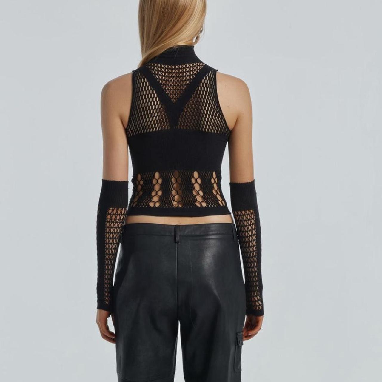 The Kript Women's Black Crop-top | Depop