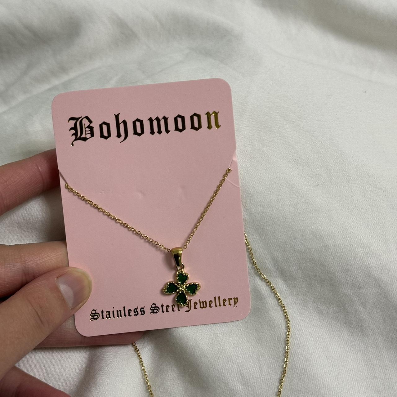 bohomoon gold jewellery bundle 1x green hearts... - Depop