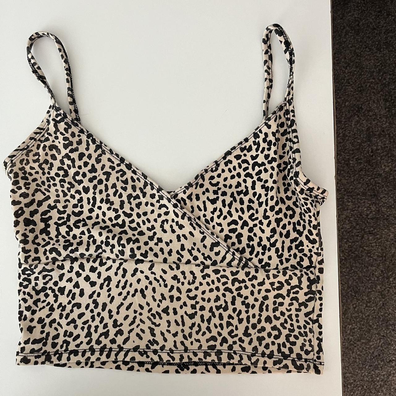 Leopard print cropped tank top in tan and black... - Depop