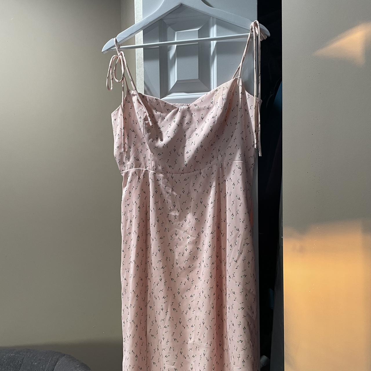 Hardly worn Backyard Roses dress - Depop