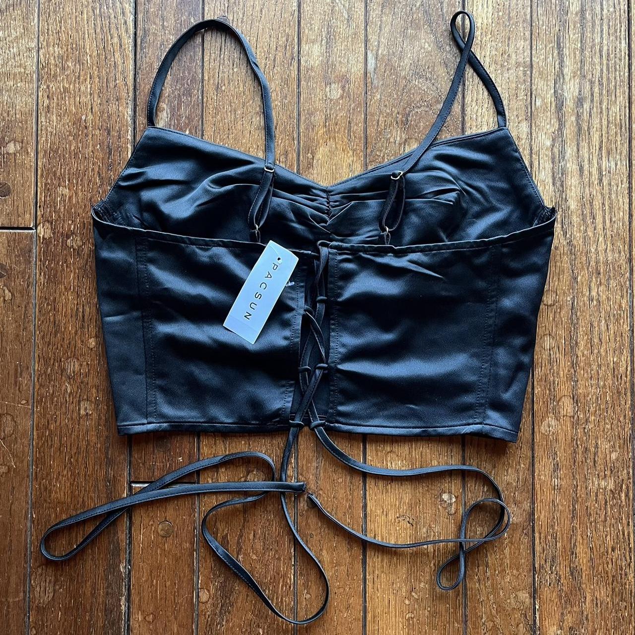 PacSun Women's Black Vest | Depop