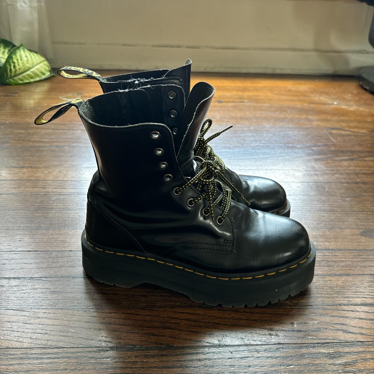 Doc marten platform boots Size 9M - Depop
