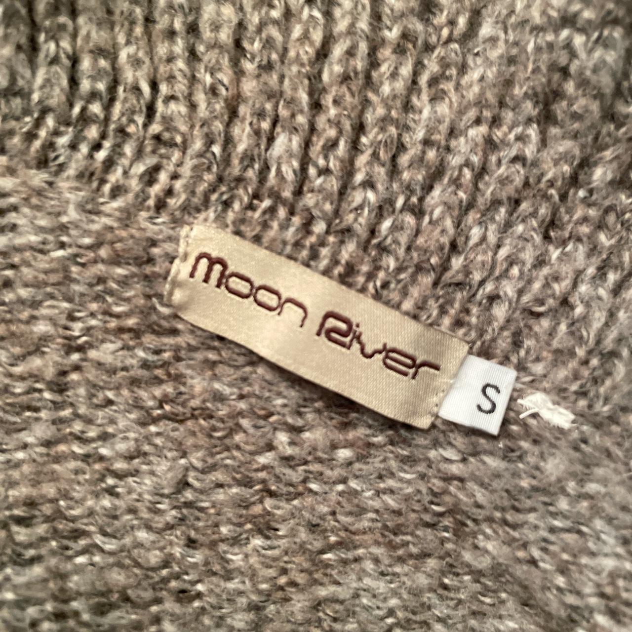 Moon River Women's Grey Jumper | Depop