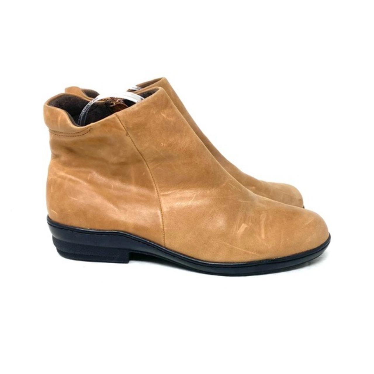 David Tate camel leather ankle boots. Women's size 9... - Depop