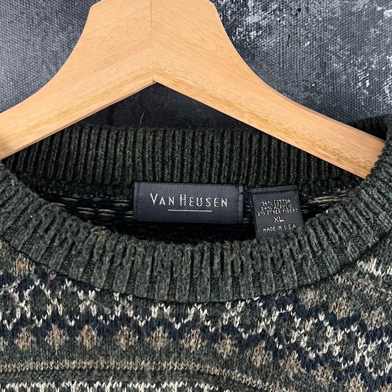 Vintage 90’s Van Heusen sweater Beautiful geometric... - Depop