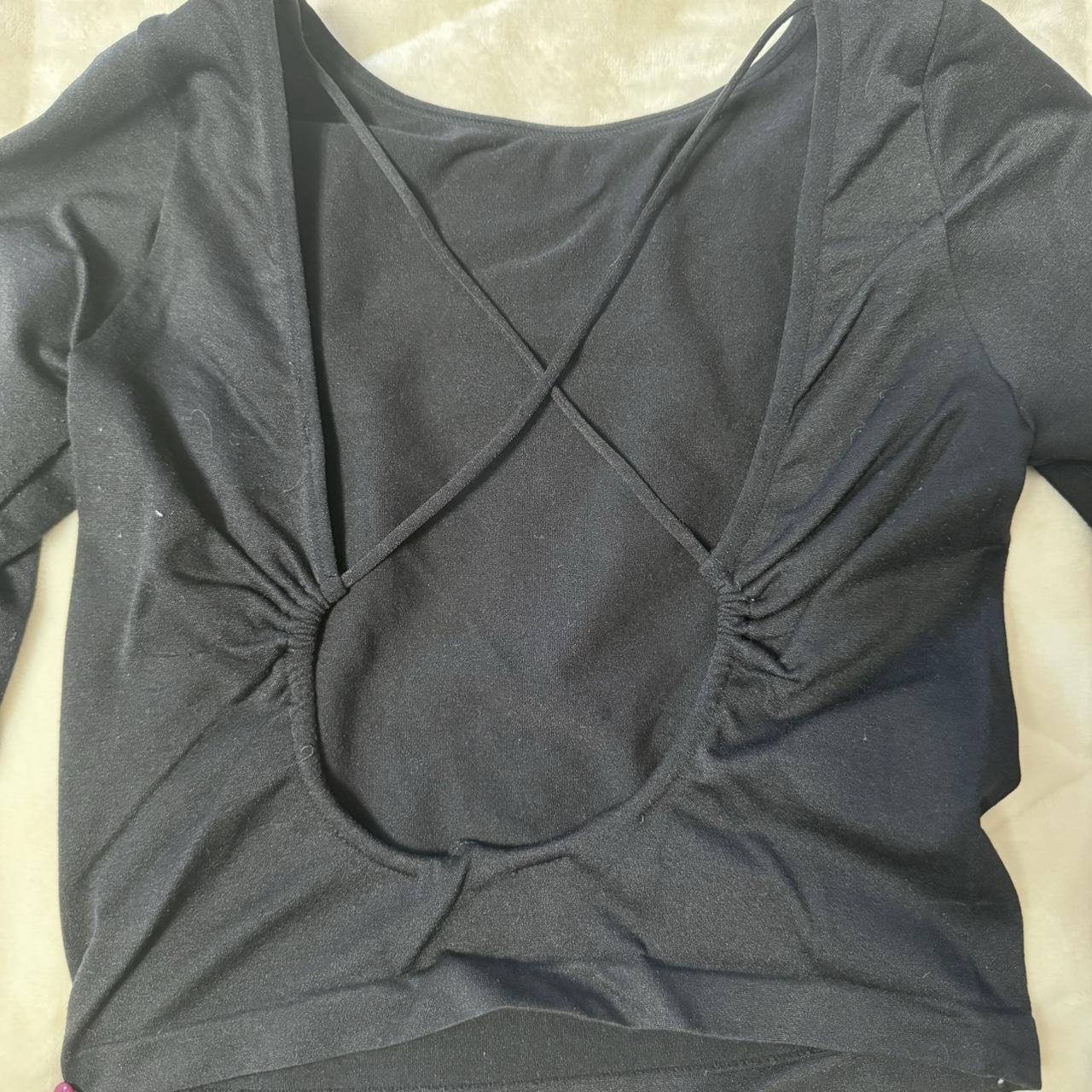 Open back criss cross long sleeve crop top - Depop