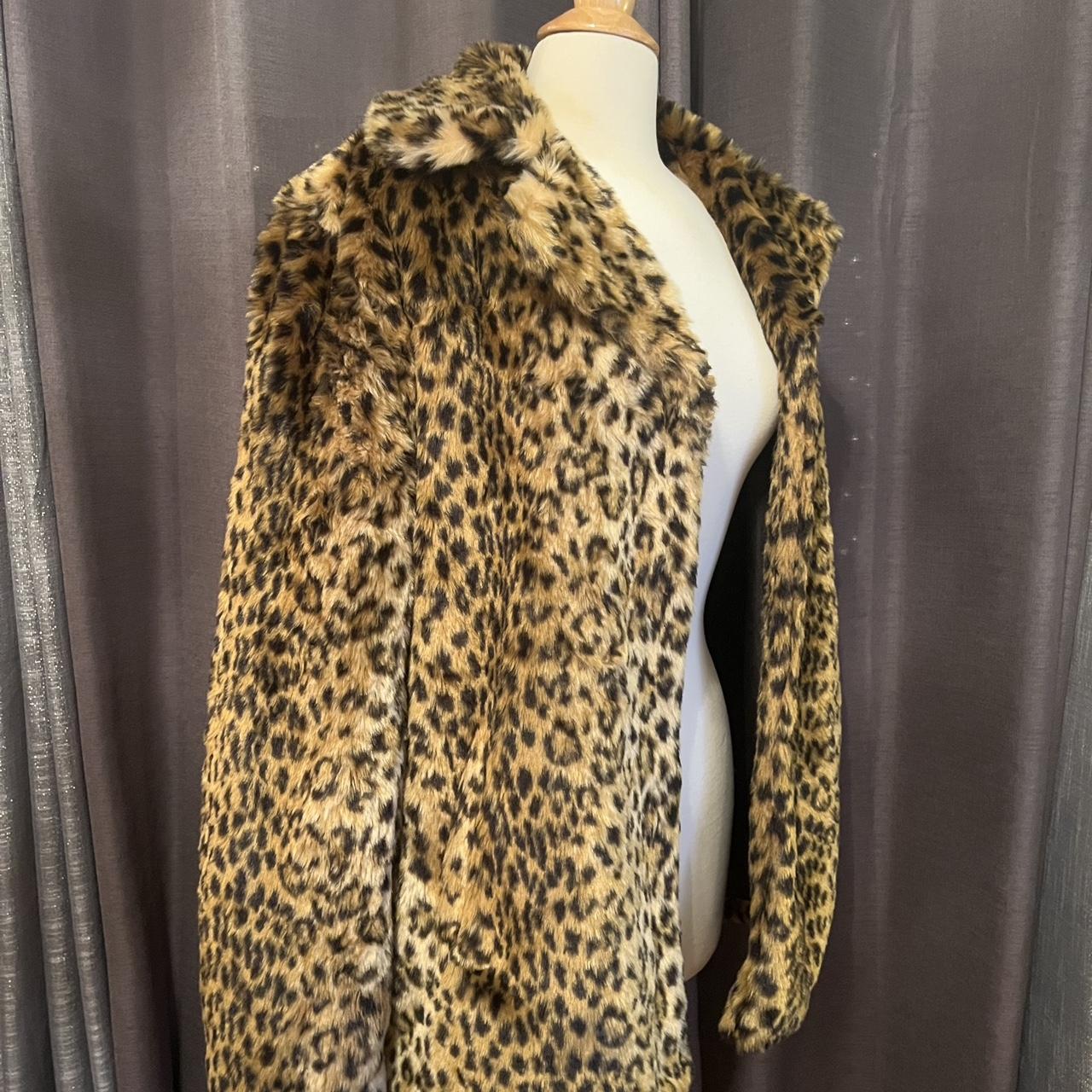 Large cheetah print faux fur coat 🤎🖤 - Depop