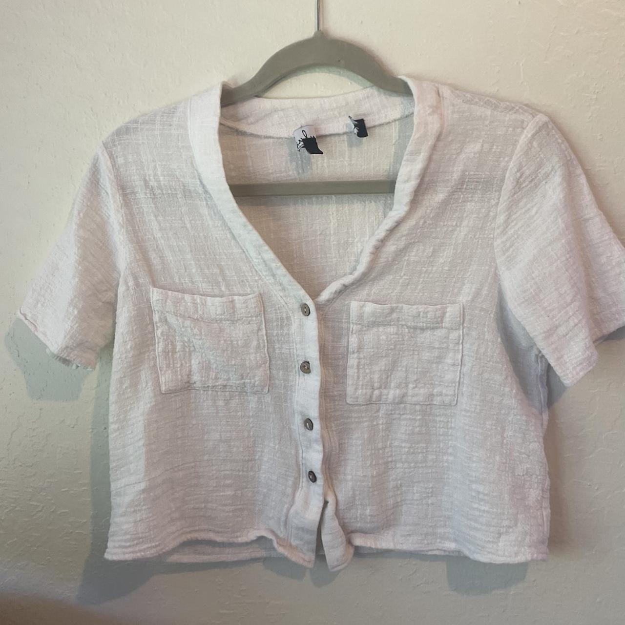 Lulus Women's White Crop-top | Depop