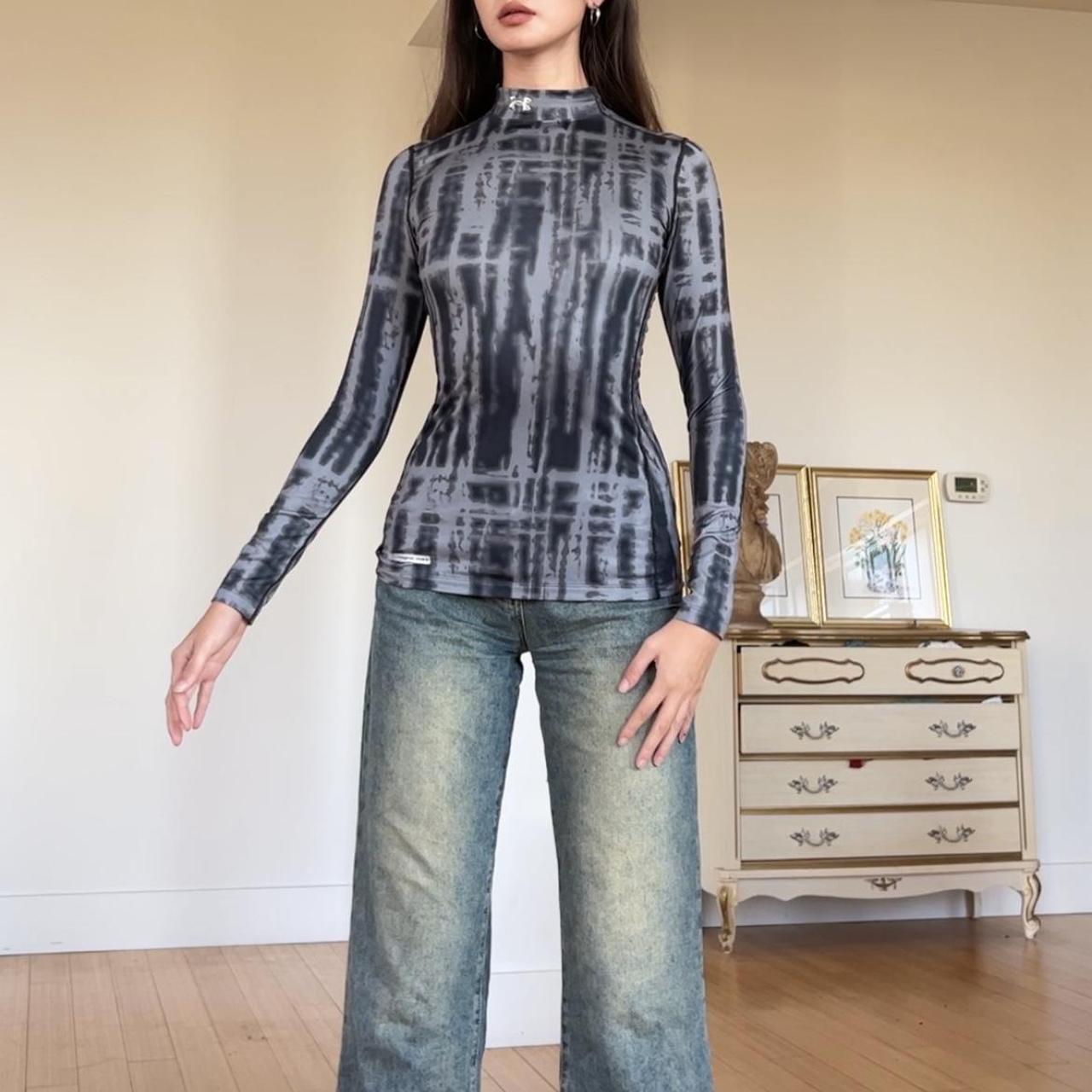 INSANE patterned compression long sleeve by under... - Depop