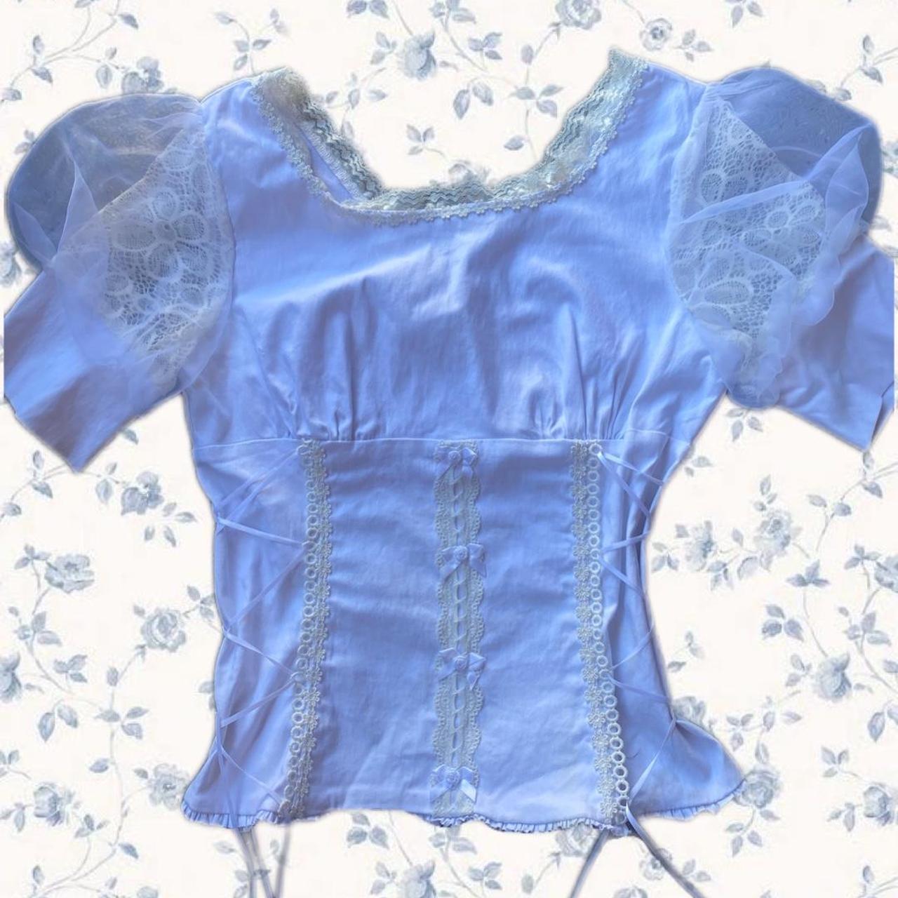 Gorgeous vintage white cottage core lace top No rips... - Depop