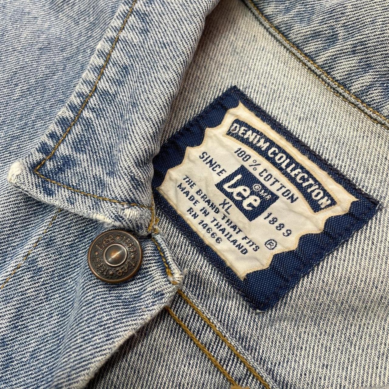 Vtg folk Lee denim trucker jacket Fit mens... - Depop