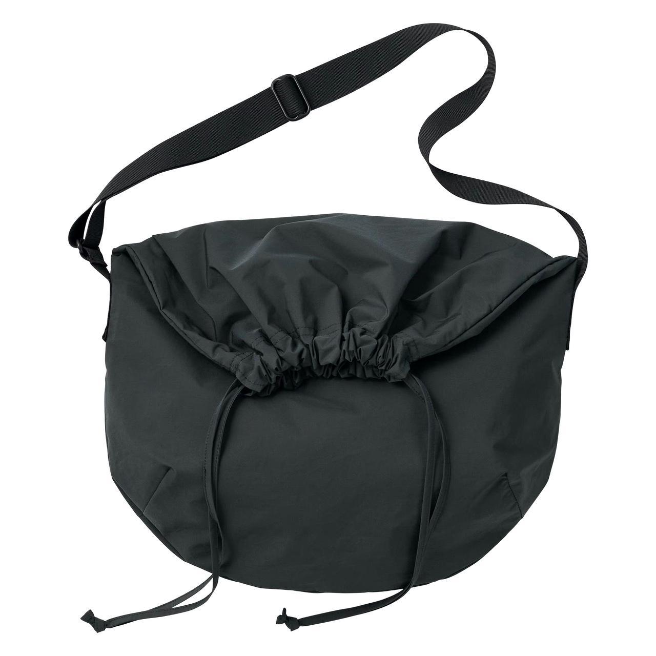 Uniqlo Drawstring Bag in Black Bag used a couple of... - Depop