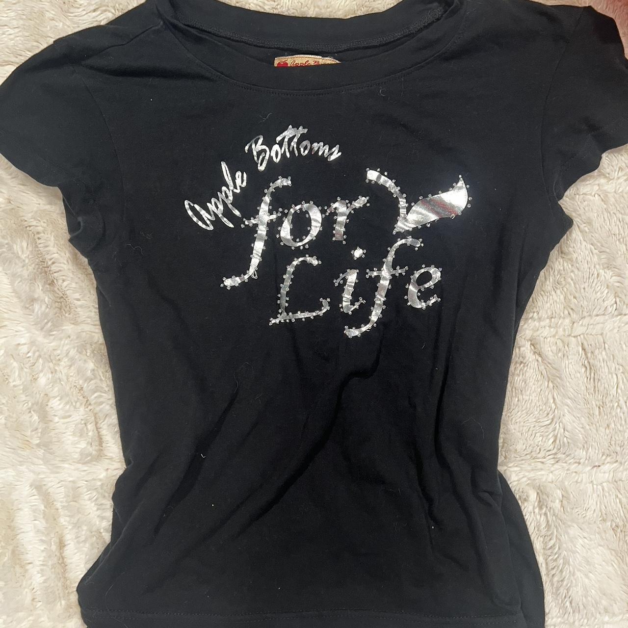Apple bottoms shirt!!! SOOO CUTE SOO 2000’s! ️🤍 size... - Depop