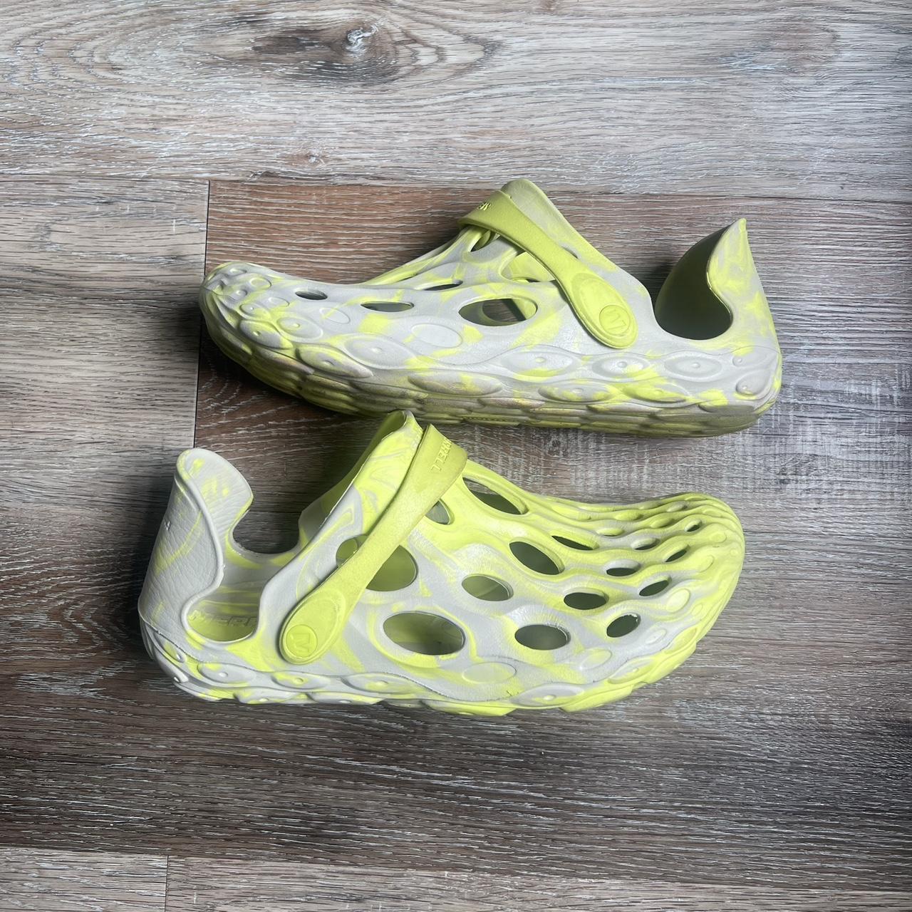 Neon Merrell Hydro Moc 🌟Good condition 🌟Mens size... - Depop