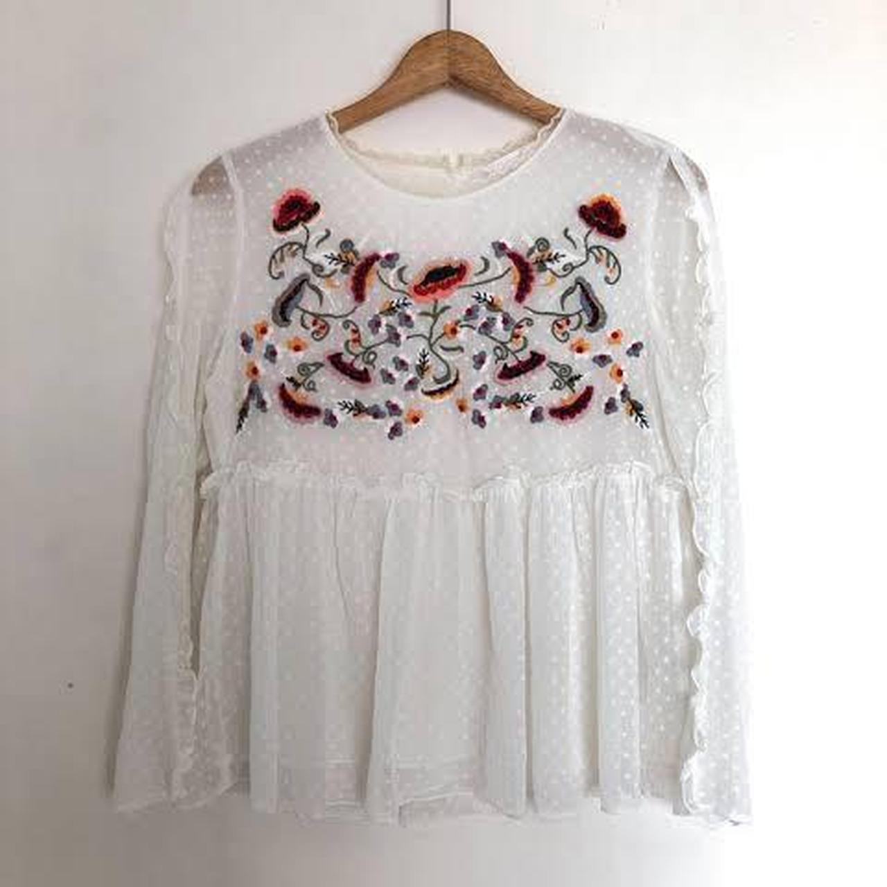 STUNNING EMBROIDERED ZARA BLOUSE size xs but has... | Depop