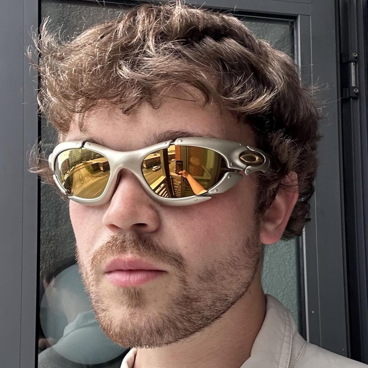 Oakley Plate Platinum Sunglasses Perfect... | Depop