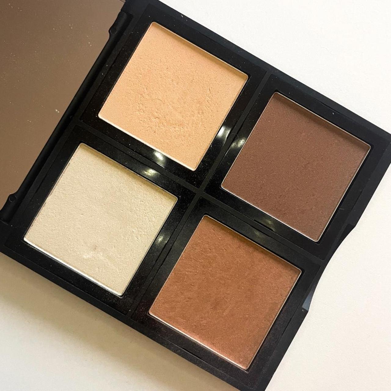 e.l.f. Contour Palette * Shade: Light/Medium *... - Depop