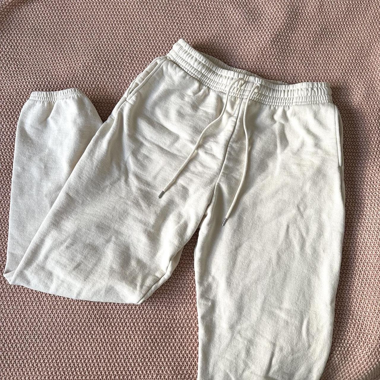 Uniqlo off white sweatpants Comfy sweatpants with... - Depop