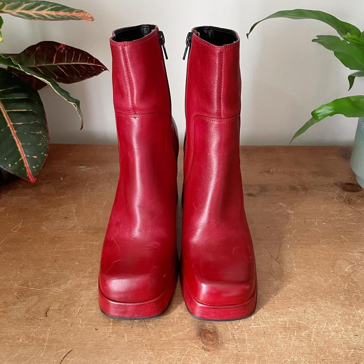 Steve Madden Women's Red Boots | Depop
