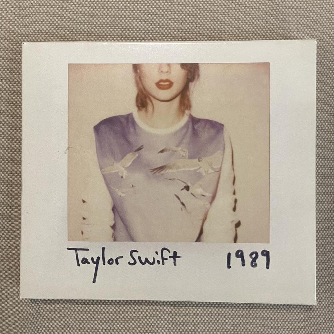 Taylor Swift 1989 CD (including polaroids) Great... - Depop