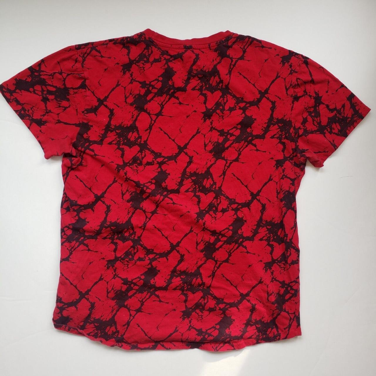 Rue 21 Men's Red and Black T-shirt | Depop