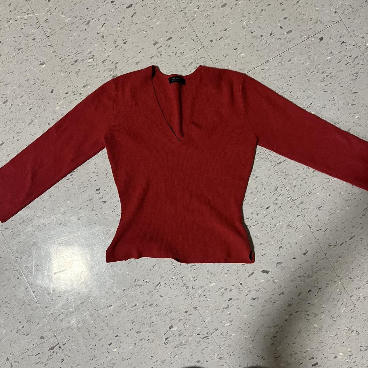 CROPPED RED SWEATER. 3/4 SLEEVES. Best fits xs - Depop