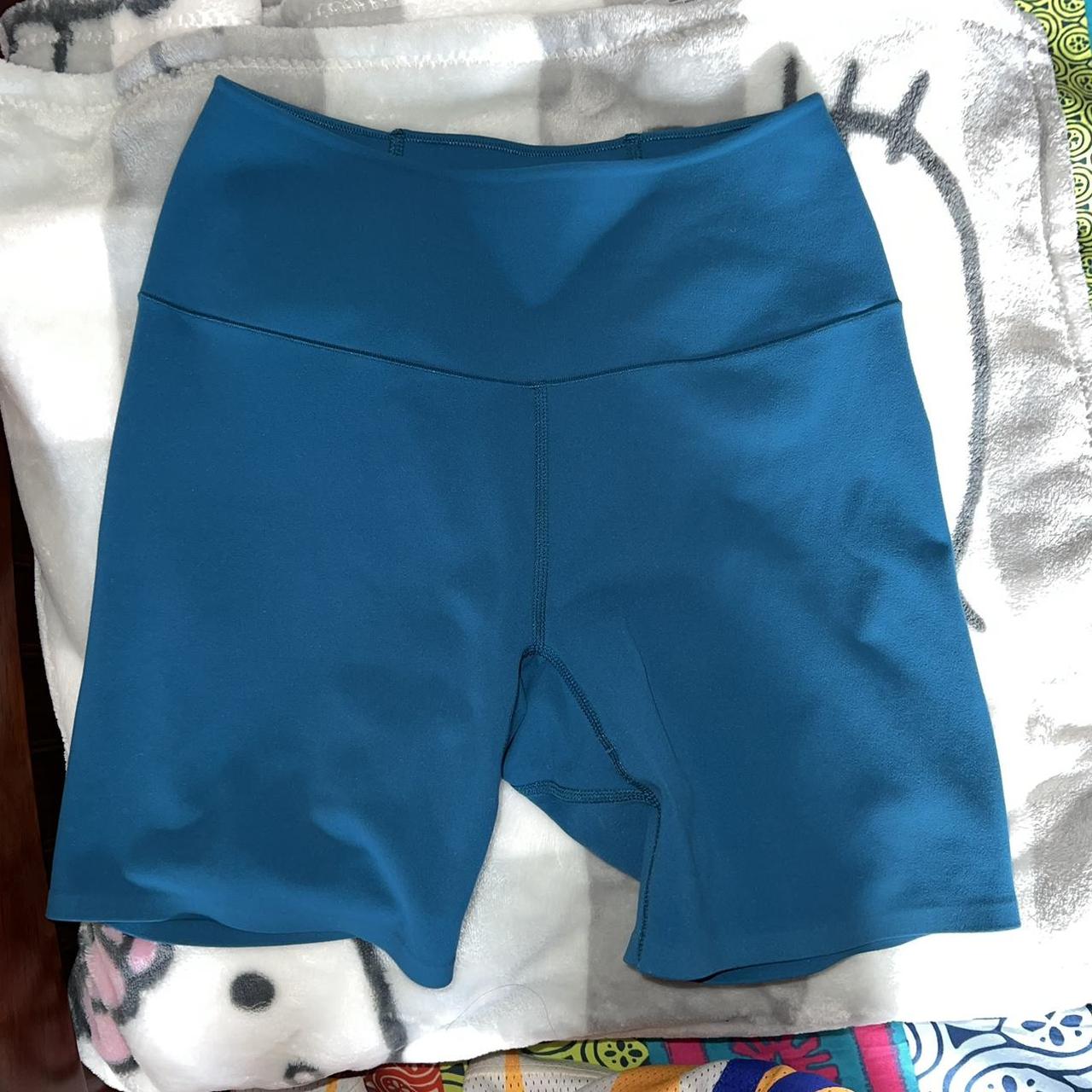 Uniqlo workout biker shorts - Depop