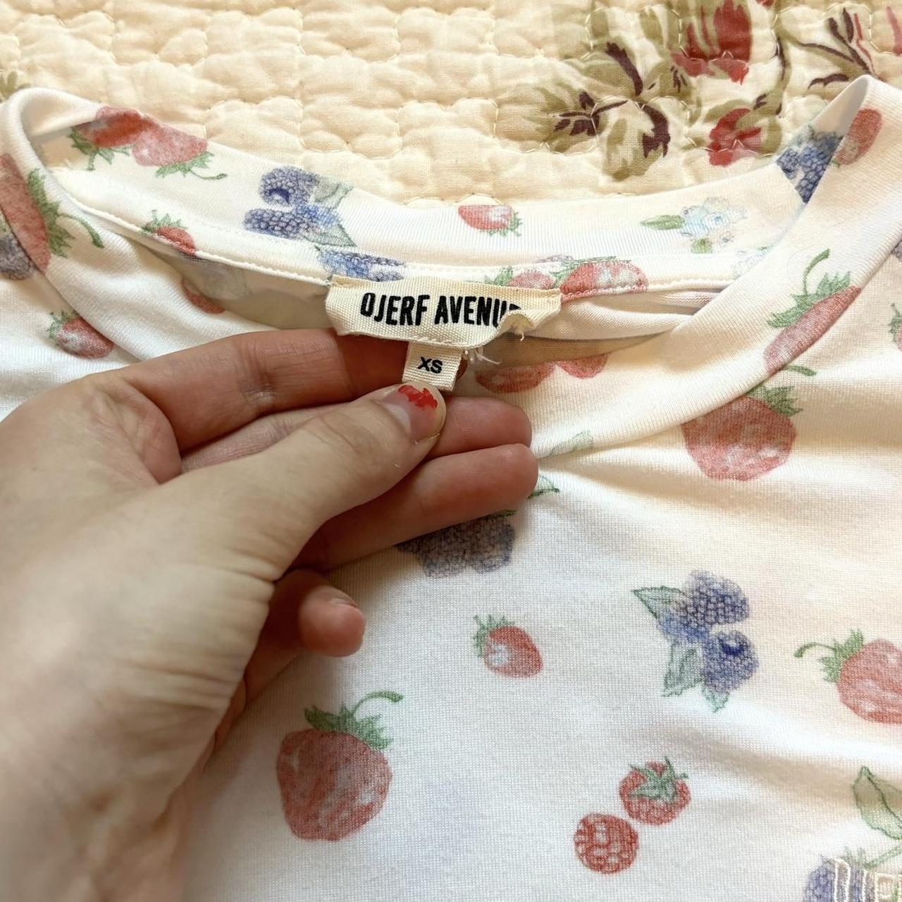 djerf avenue go slow tee in summer berries 🍓🫐 Only... - Depop