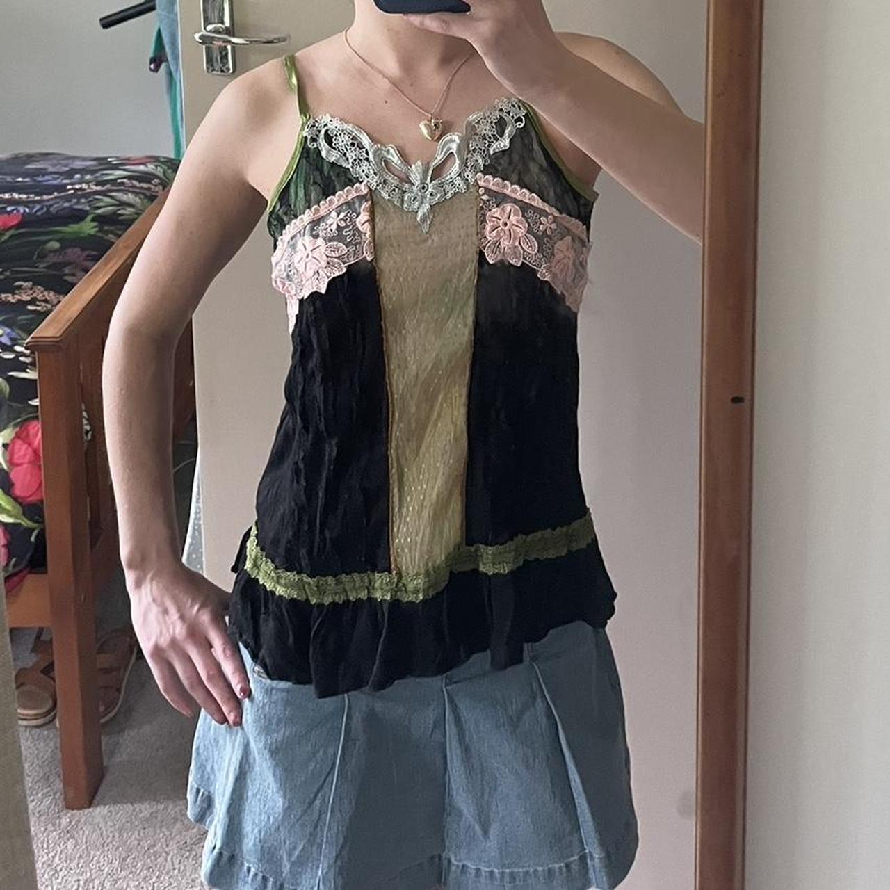 Beautiful lacy top with lots of details! Is very... - Depop