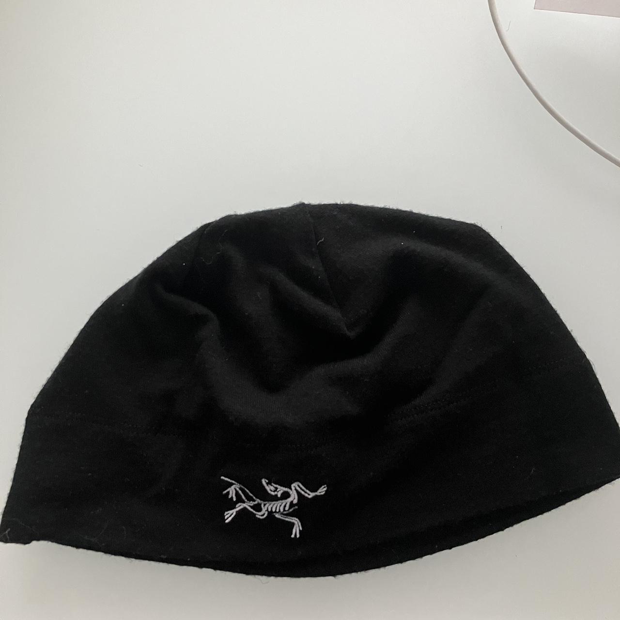 Arc'teryx Men's Black Hat | Depop