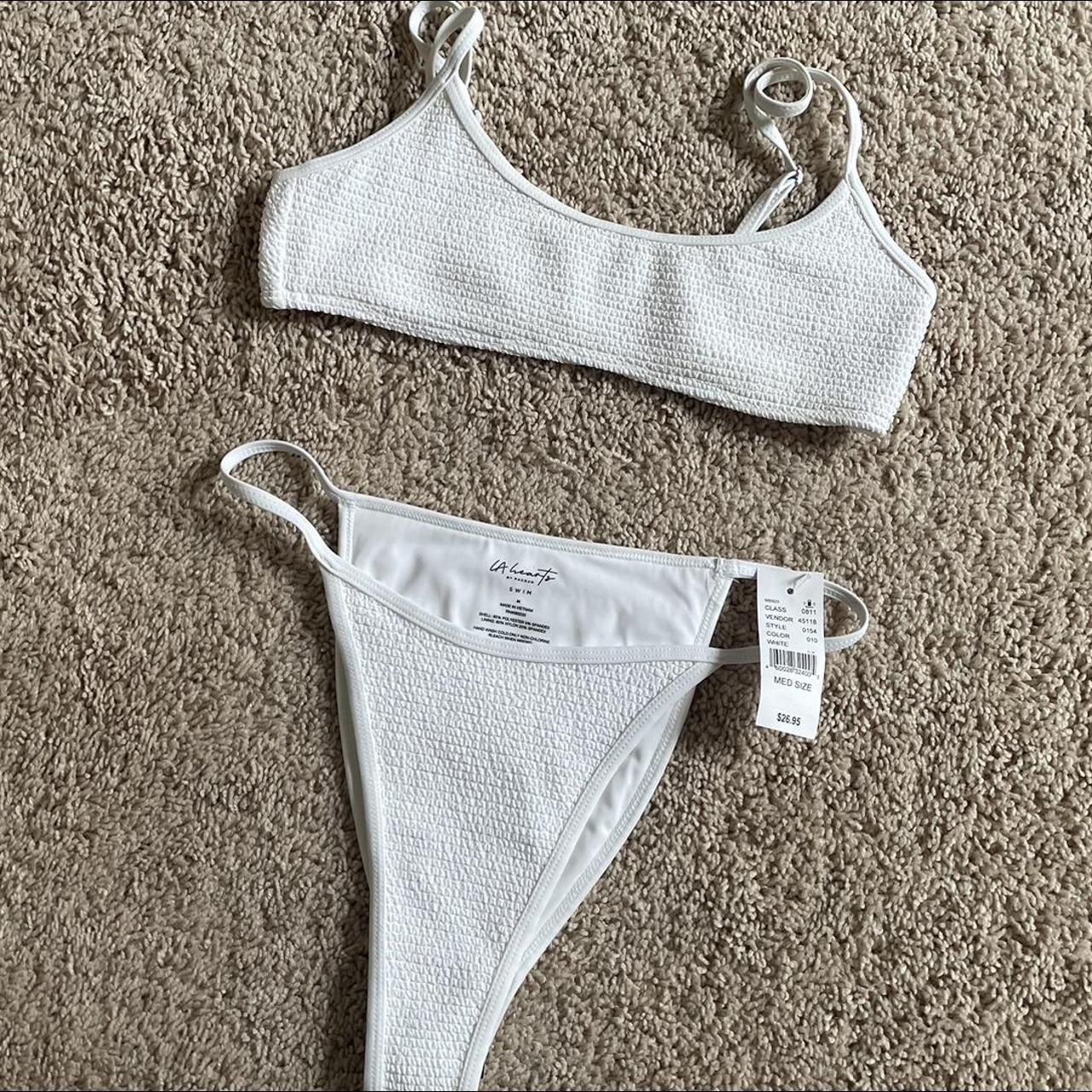 Women's White Bikinis-and-tankini-sets | Depop