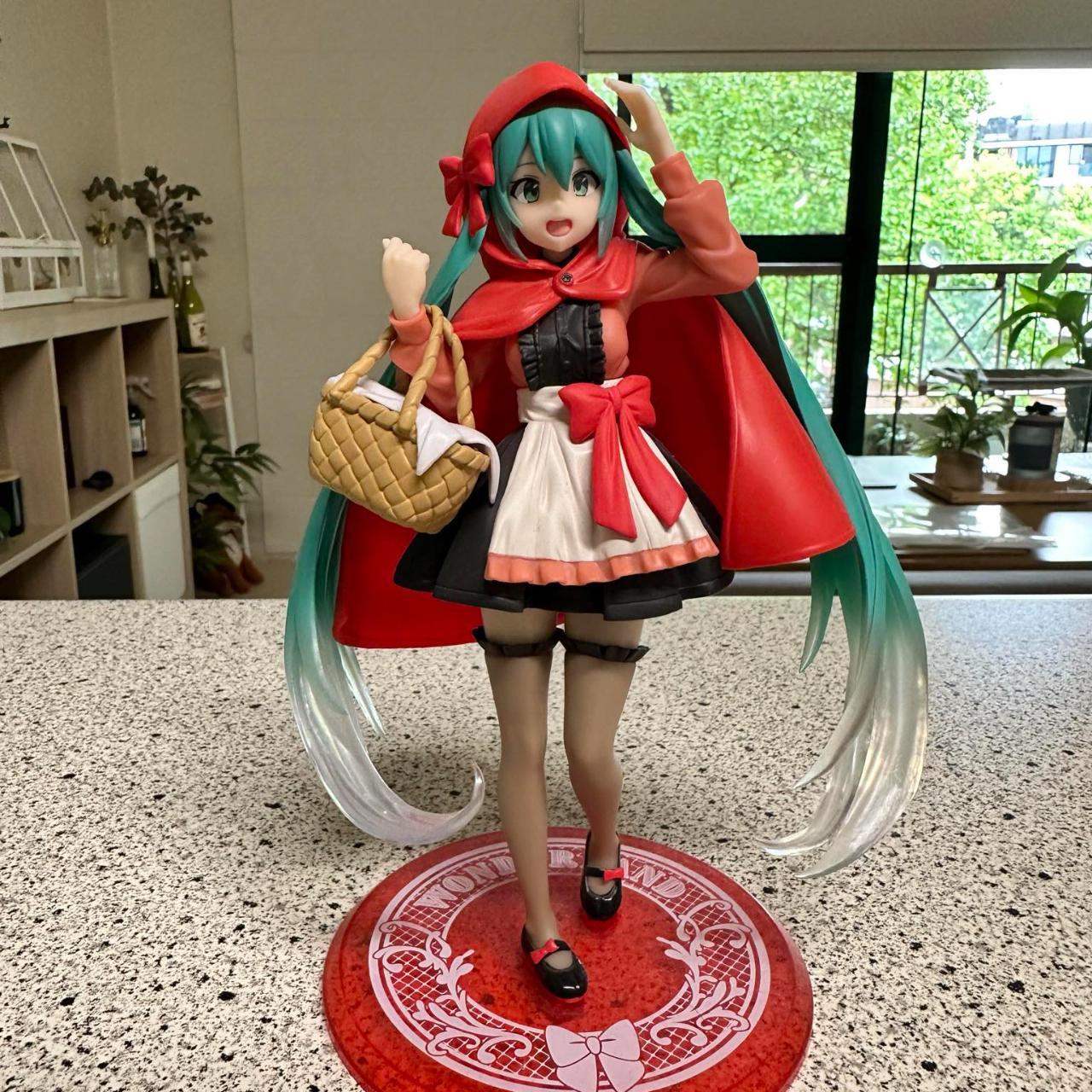 Hatsune Miku Little red riding hood figure- No box.... - Depop